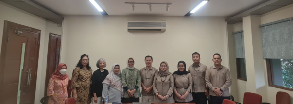 Menyelaraskan Standar Akreditasi LAMSPAK dengan Karakteristik PJJ: Tantangan dan Solusi | KPM - UT